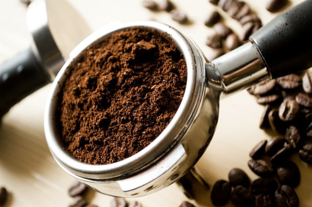 8 tips til hva du kan gjøre med Kaffegruten - HusGlede.no
